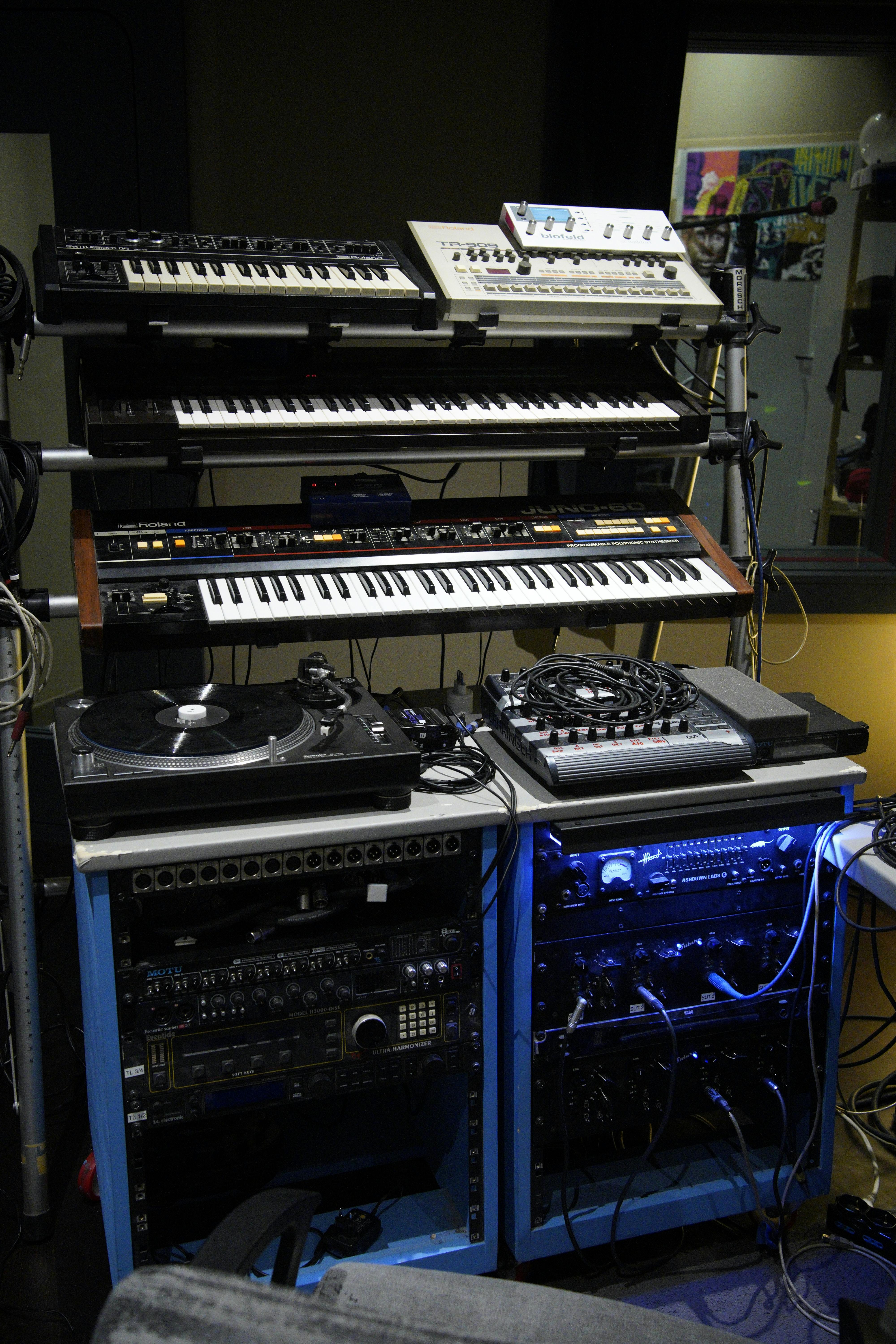 EBM – Electronic Body Music – Black Bat Records